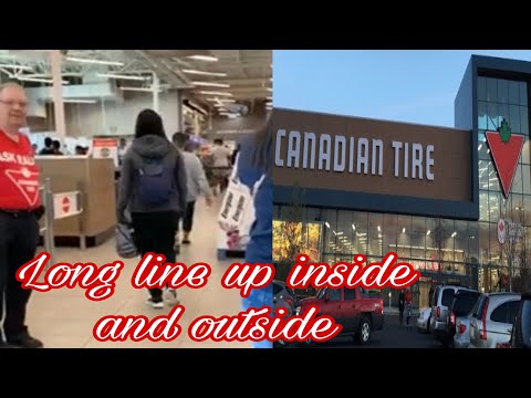 LINING UP IN CANADIAN TIRE