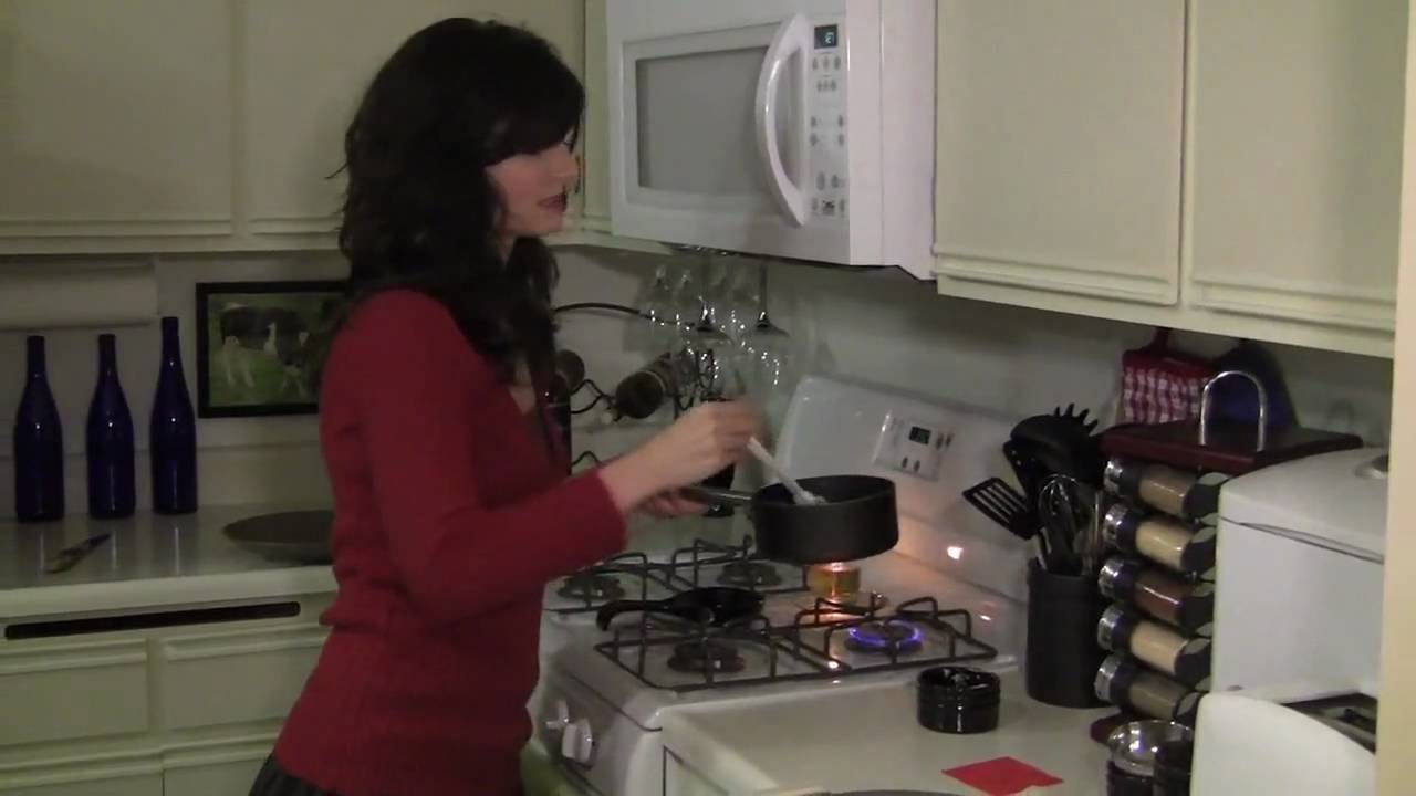 Jilly Bites Episode 1 - 