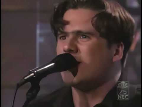 Jimmy Eat World - The Middle (Live At The Tonight Show With Jay Leno)