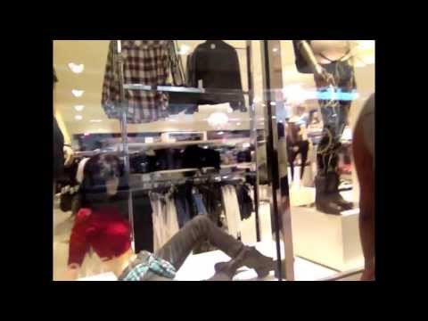 Vlog- Friday Queens Center Mall