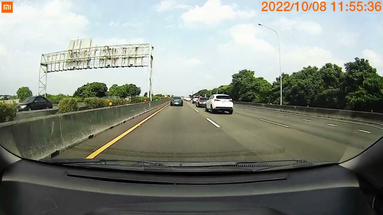 [問題] 前車切車道後急煞,後車追撞肇責請益 - 看板car - PTT網頁版