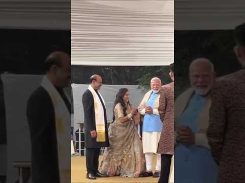 Narendra Modi, who attended the marriage ceremony of Anjali birla daughter of om birla ji