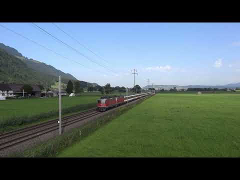 EC Transalpin noch mit Bobos bespannt - DoTra am EC163 bei Bilten