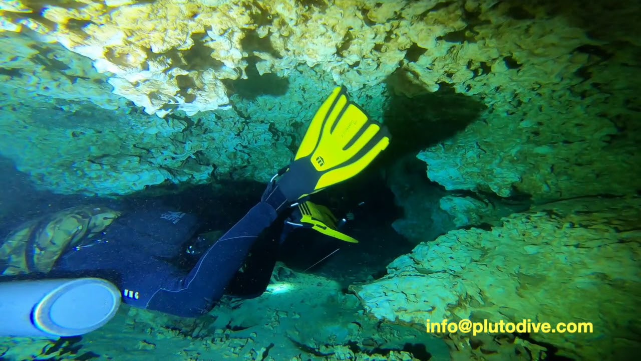 Cave Diving Courses in Playa del Carmen, cenotes and ocean diving - Pluto Dive