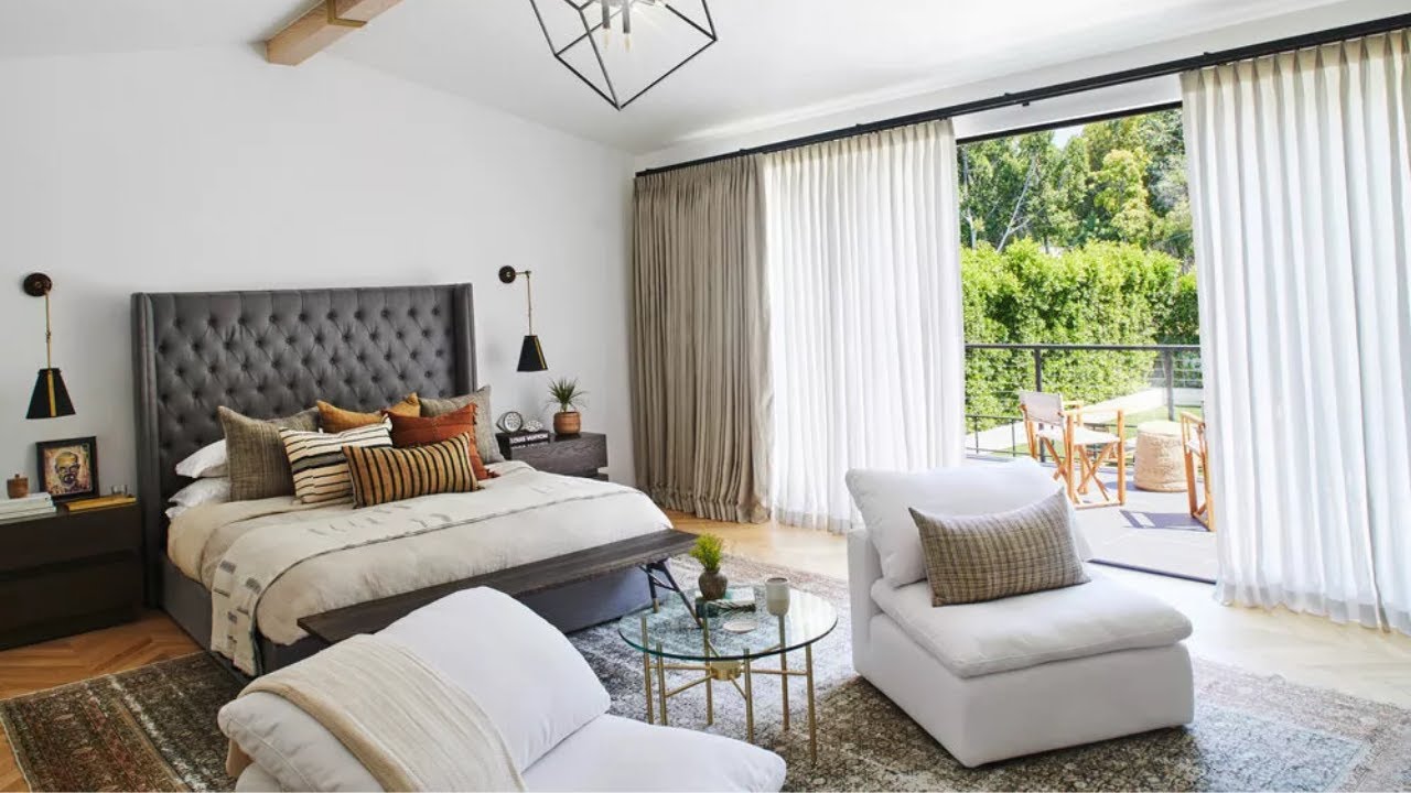 26 Bedroom Window Treatment Ideas That Offer Privacy and Style
