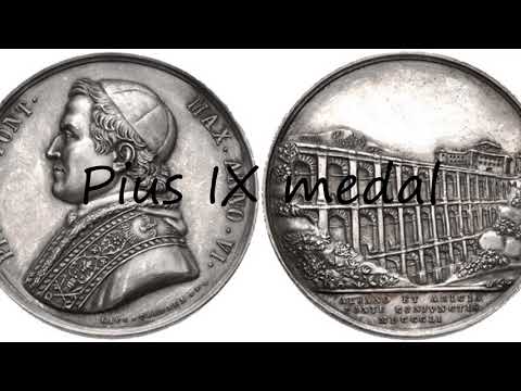 How to say Pius IX medal in English?