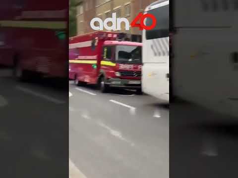🚨¡Última Hora! Fuerte incendio en un centro de negocios en Tower Hamlets en Londres, Inglaterra