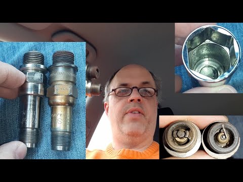 aircraft spark plugs: the two main types
