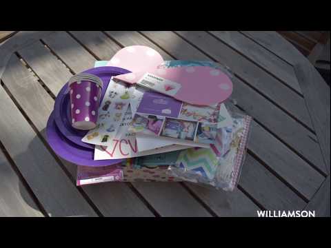 Unboxing a Confetti Foundation gift box