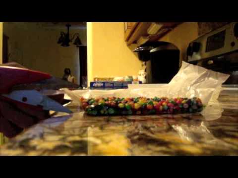 How to Make: Homemade Nerds Rope (with gummy bears)