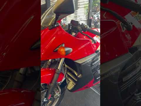 KAWASAKI GPZ900 A1 WALKAROUND