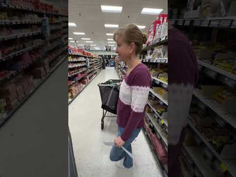 Almost an altercation in Shop Rite! Grocery shopping 12/05/22 #groceryshopping
