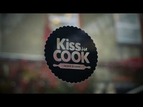 Very large groups @ Kiss the Cook