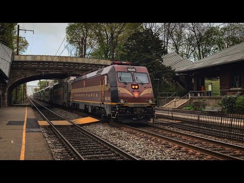 Insane M&E railfaning at mountain station ft rear end hornshows 4636 4552 4554 4219