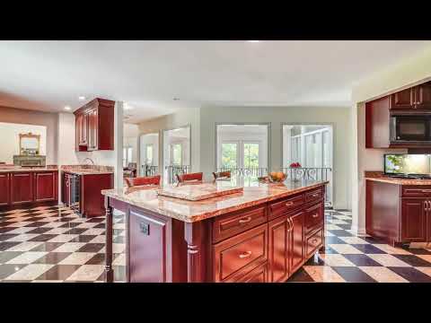 1728 Ruxton Rd, Towson, MD 21204