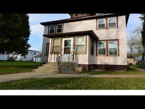 2626 6th Avenue E, Hibbing, MN Presented by Darcie Novak.