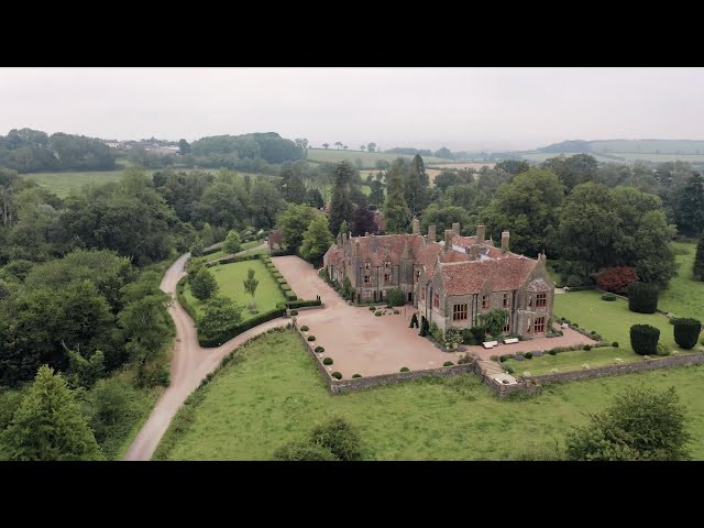 Huntsham Court - Love My Dress Wedding Directory