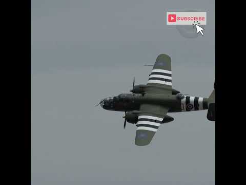 North American B-25 Mitchell WW2 Bomber in Flight #military #history #aviation