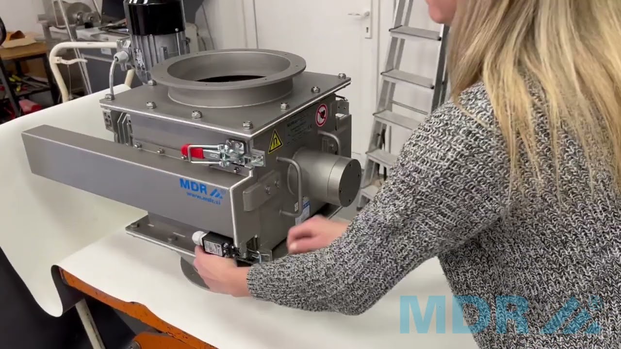 Guided rotating magnetic grid type: RRM-V