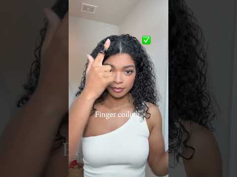 The right way to finger coil hair #curlyhair #curlyhairroutine