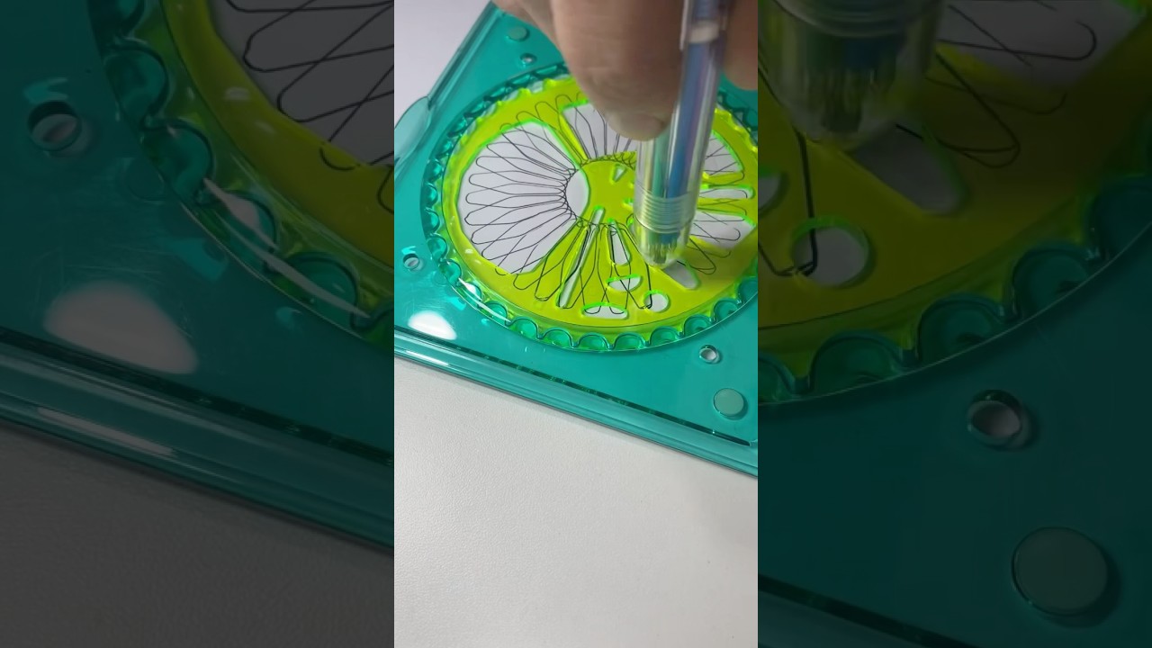 The Art of Spirograph: Quick and Beautiful #spirographart #art #spiroart