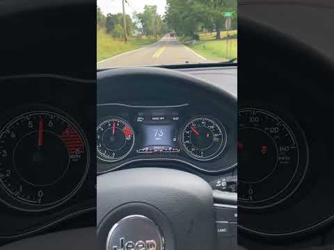 2019 Jeep Cherokee Trailhawk acceleration and intake sound. 3.2l