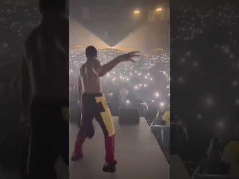 Nle choppa performing liveπ₯π€―