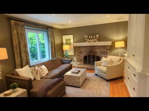 Main floor - 408 Sunnyside Crs