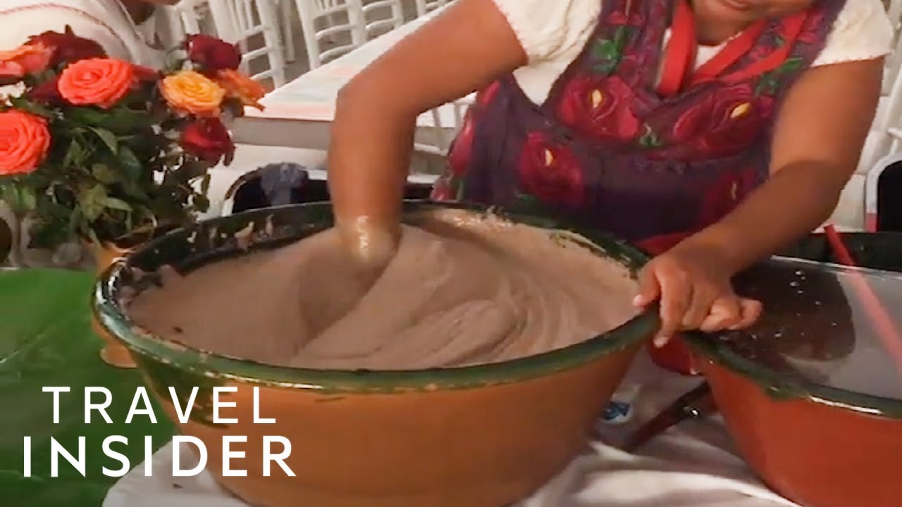 Mexican Festival Celebrates Indigenous Culture With Traditional Drink | Oaxaca, Mexico