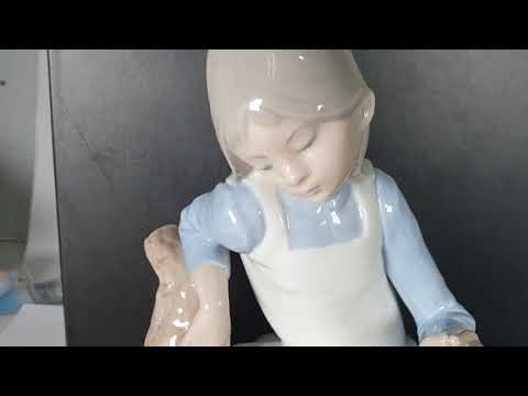 NAO Lladro Figura de Porcelena
