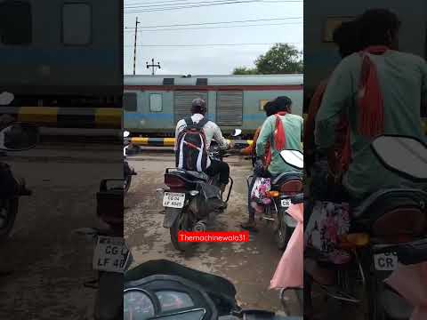Train🚅high speed 1000kmh in Railway 😲😲OMG😱#shorts #highspeed #highspeedtrain #facts