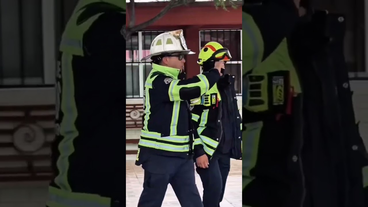 Personal de emergencia atiende derrame de ácido sulfúrico en laboratorio escolar Cobaq 10 SJR
