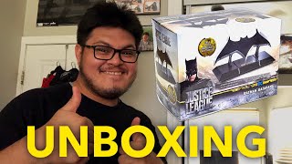 Unboxing the Noble Collection Batman Batarang and Display (Justice League)