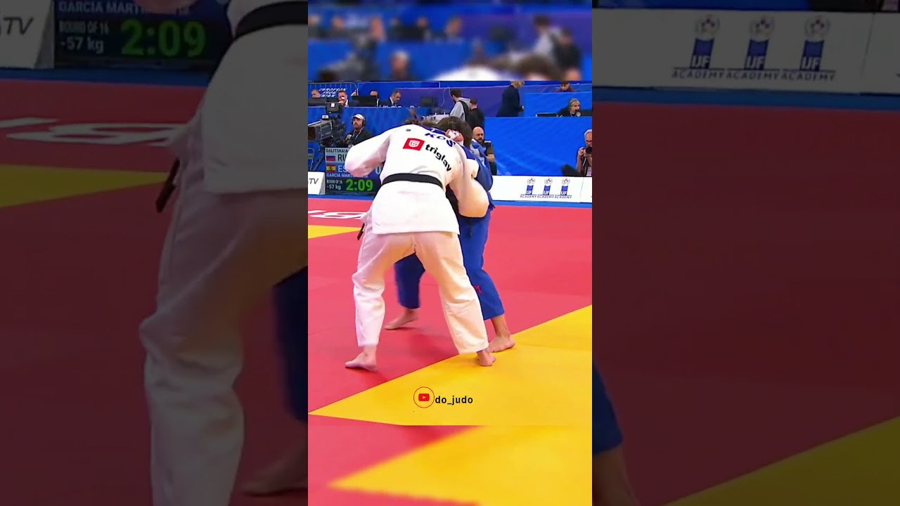 🥋 Ko-uchi-gari 小内刈 💥 Sharp Inside Reap Victory