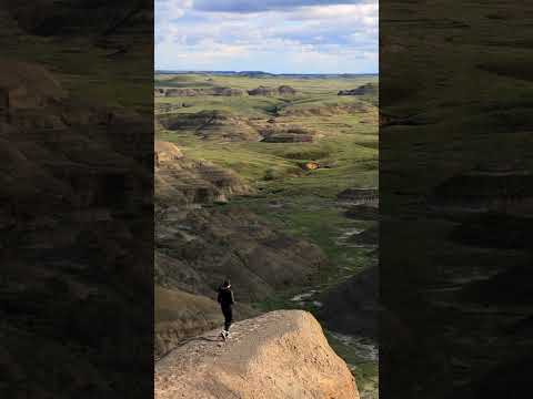 MUST SEE!!! Badlands in Grasslands National Park