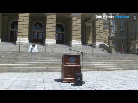 Live: Gov. Kim Reynolds and Des Moines Mayor Frank Cownie