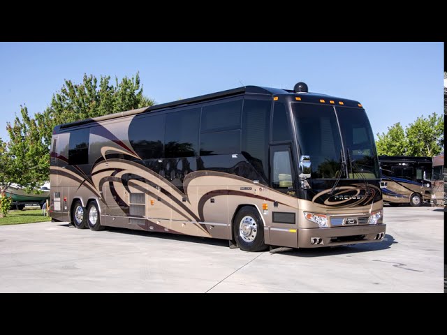 Liberty Coach Showcase - 2022 - Custom Luxury Motorcoach
