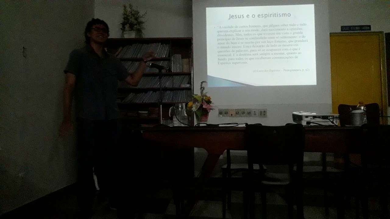 Sócrates, Jesus e Kardec Sequência lógica do espiritismo.