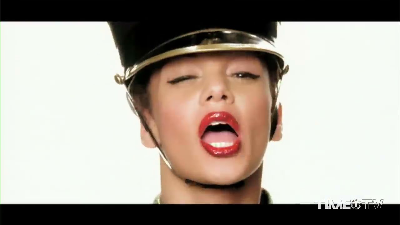 Alex Gaudino, Crystal Waters - Destination Calabria Lyrics And Videos