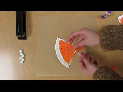 Paper Plate Pumpkin Pies