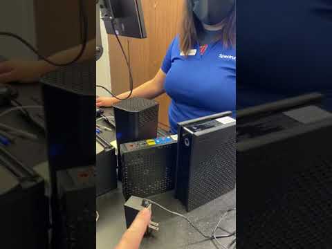 Spectrum supervisor Maria refusing to help customer.