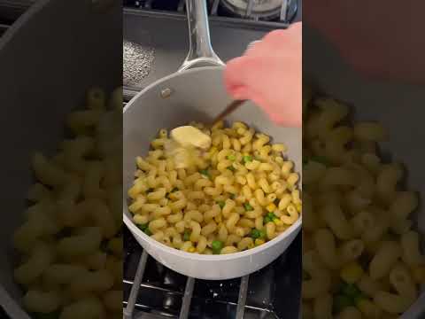 One pot pasta - easy toddler recipe - toddler meal ideas #toddlerfood #toddlers