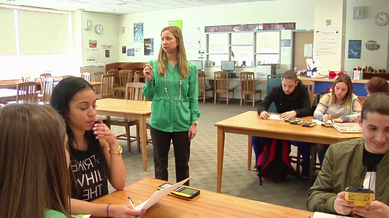 Teacher manages transitions - Example 12