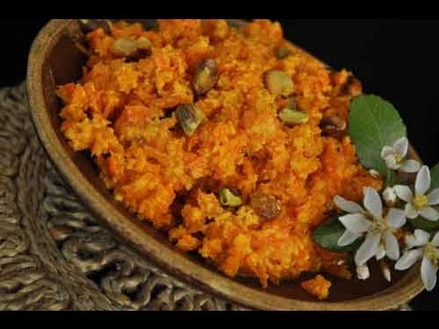 Carrot Halwa Recipe aka Gajjar ka Halwa Indian Recipe | Show Me The Curry