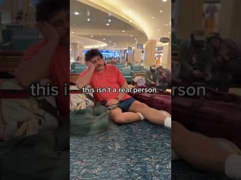 People Think He’s Real! Viral Bronze Statue by Duane Hanson