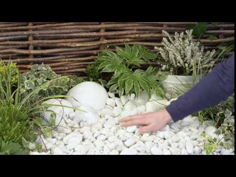 WHITE PEBBLES 20-40MM