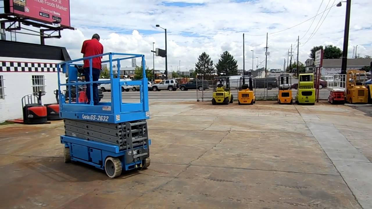 Western Material Handling #D20493 Genie GS2632 scissor lift