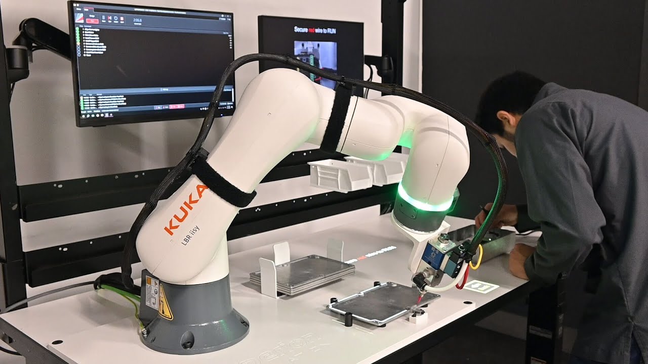 Cobot Integration with Augmented Reality to Optimize Manufacturing Assembly