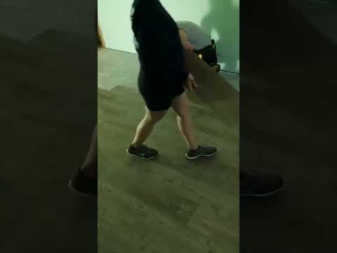 LVP Flooring Install (The easiest Flooring)