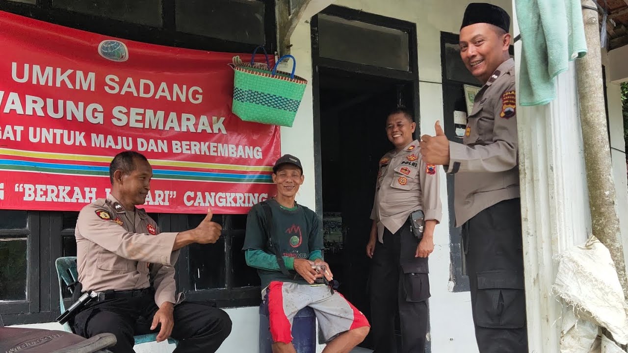 Kapolsek Sadang melaksanakan giat patroli dan sambang bersama anggota